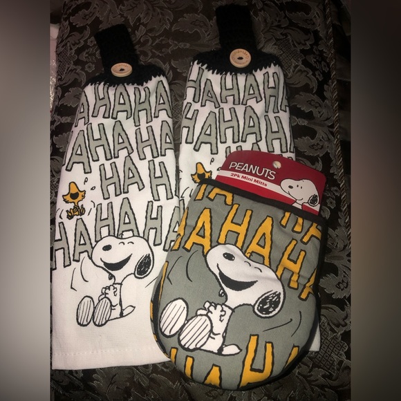 Peanuts | Kitchen | Snoopy Kitchen Set | Poshmark